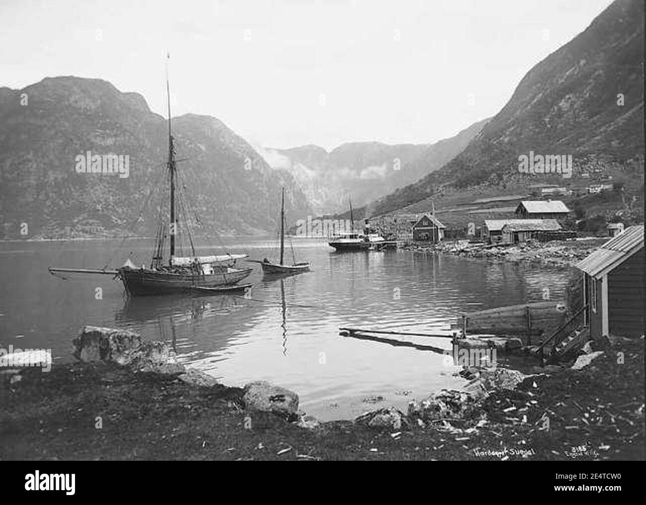 Maurangsfjorden hi-res stock photography and images - Alamy