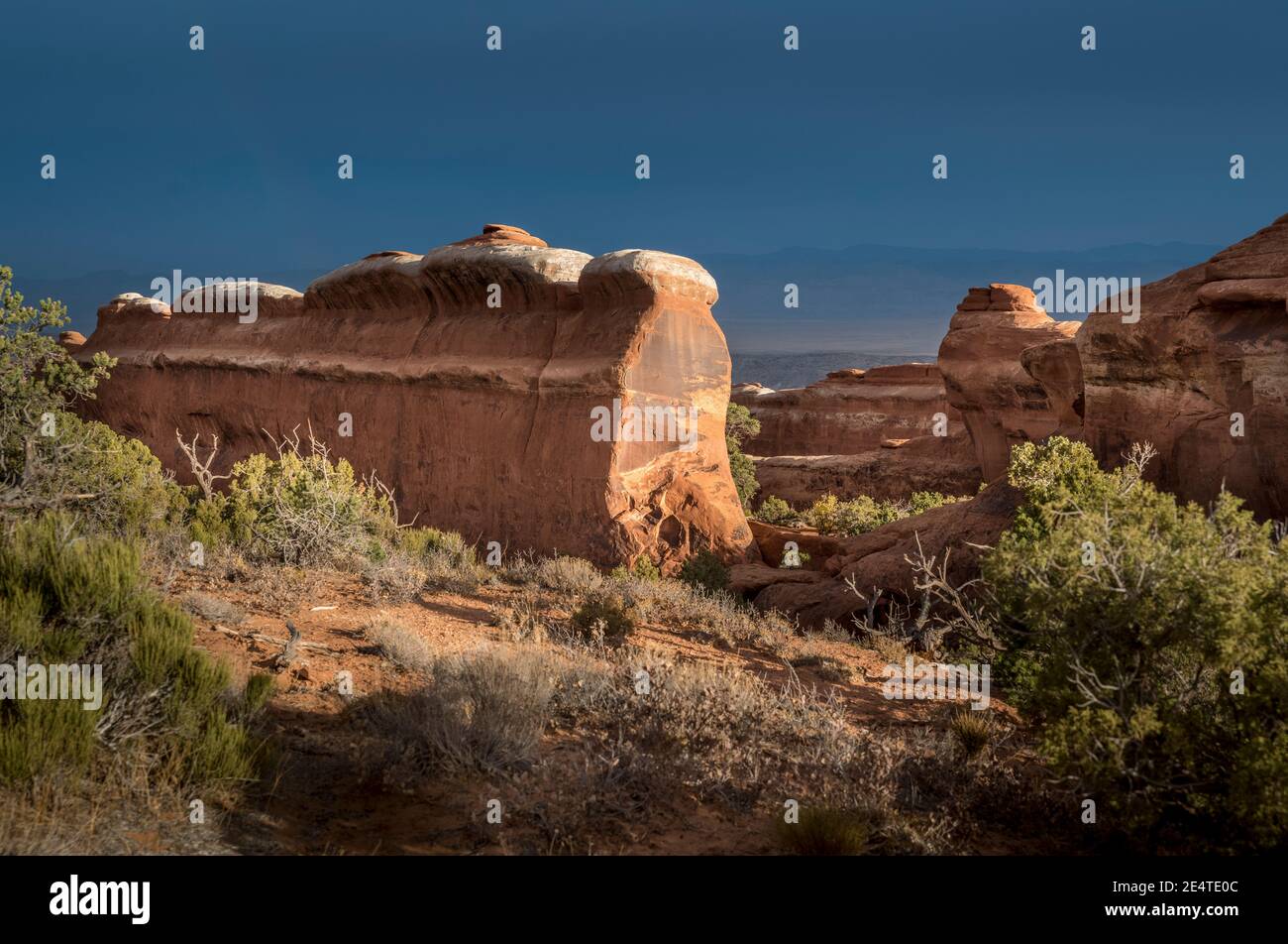 DEVILS GARDEN ARCHES NATIONAL PARK MOAB UTAH Stock Photo - Alamy