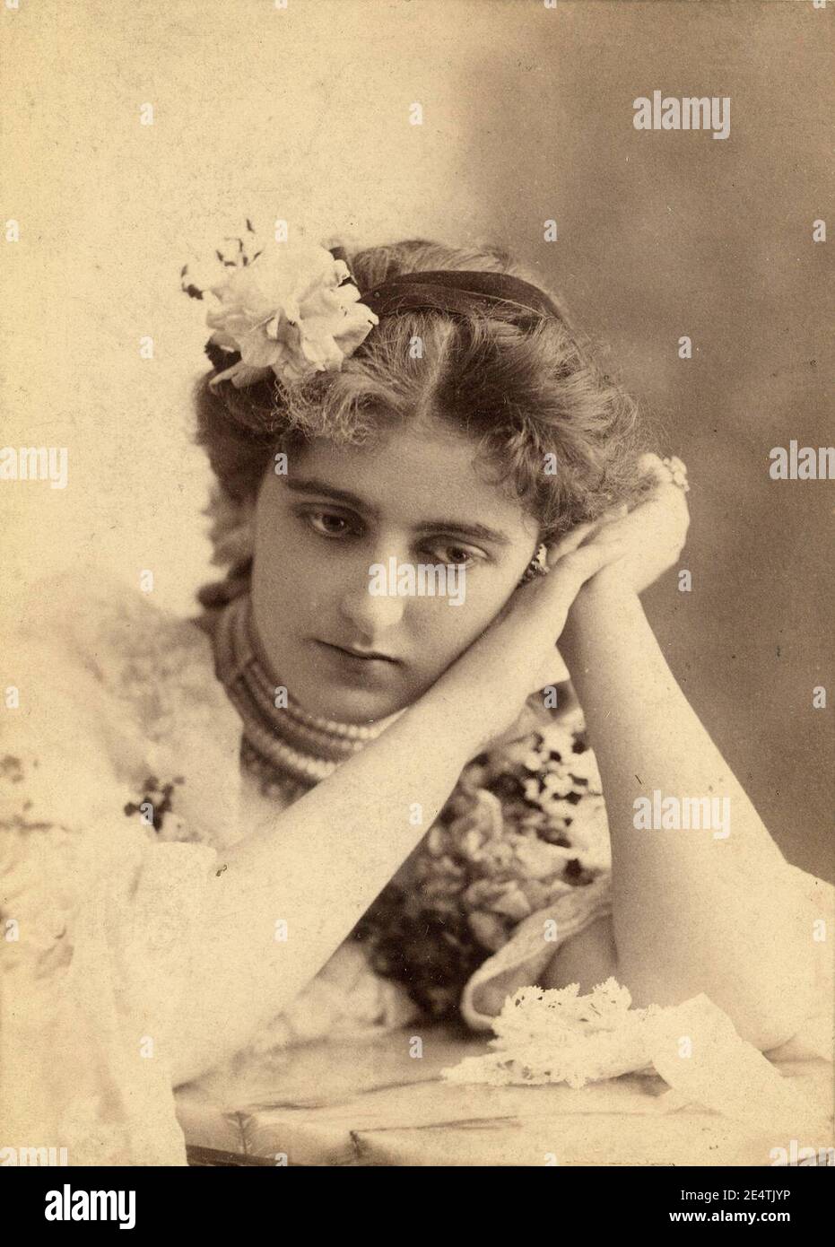 Maxine Elliott, stage actress Stock Photo - Alamy