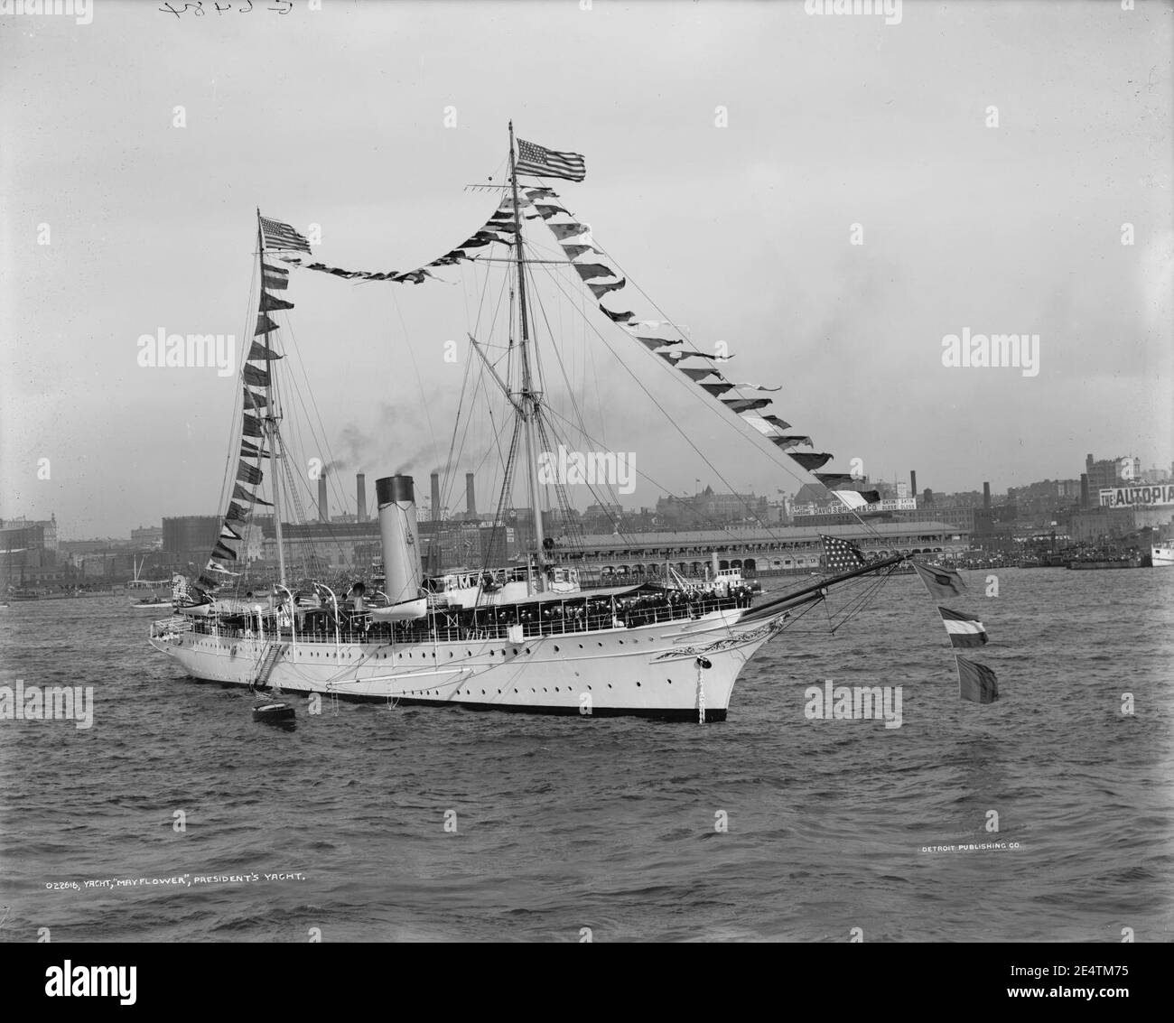 Mayflower presidential yacht Stock Photo - Alamy