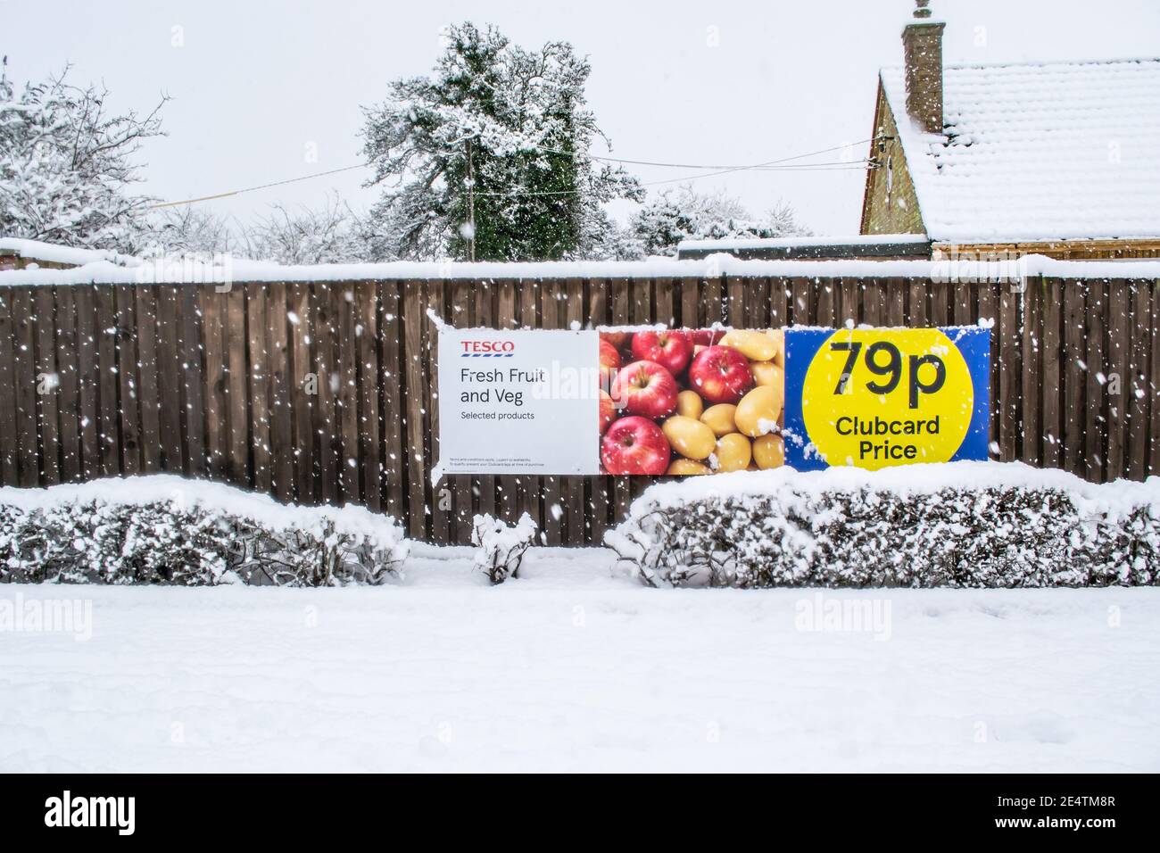 OAKHAM/RUTLAND, ENGLAND- 24 JANUARY 2021: Oakham TESCO clubcard price ...