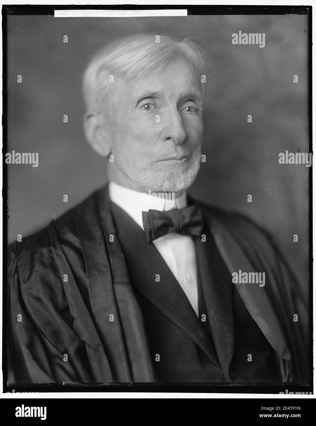 McKENNA, J., JUSTICE Stock Photo - Alamy