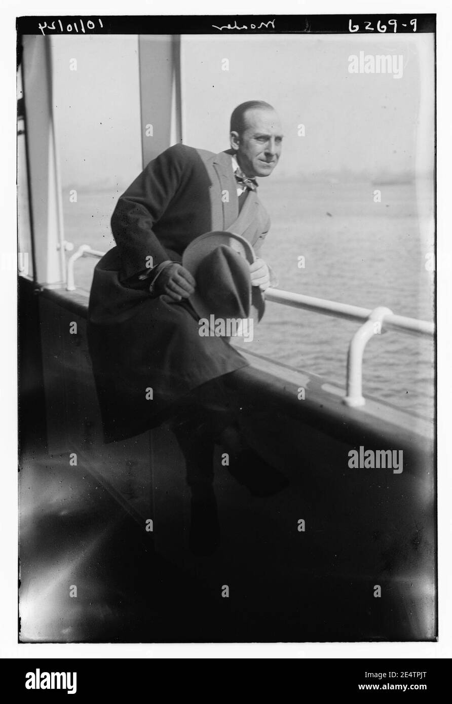 Meader hi-res stock photography and images - Alamy