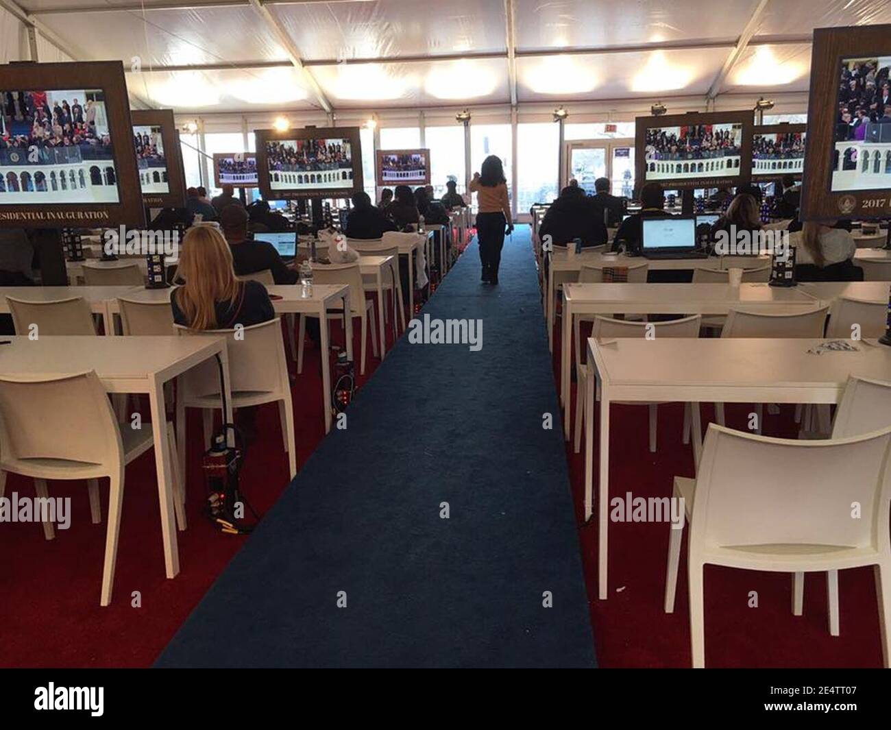Media center on National Mall 16195346 Stock Photo - Alamy