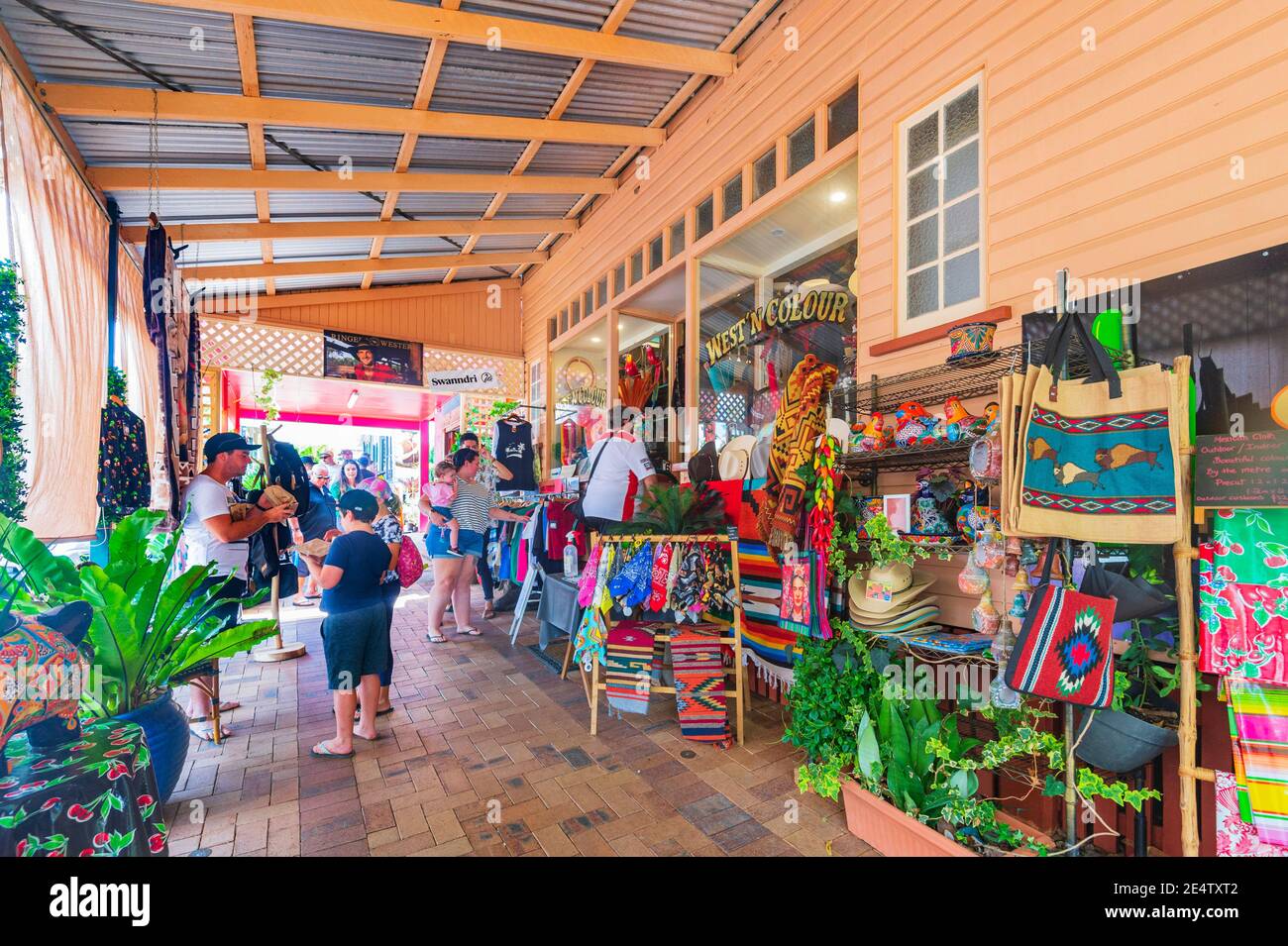 Small shop arcade hi-res stock photography and images - Alamy