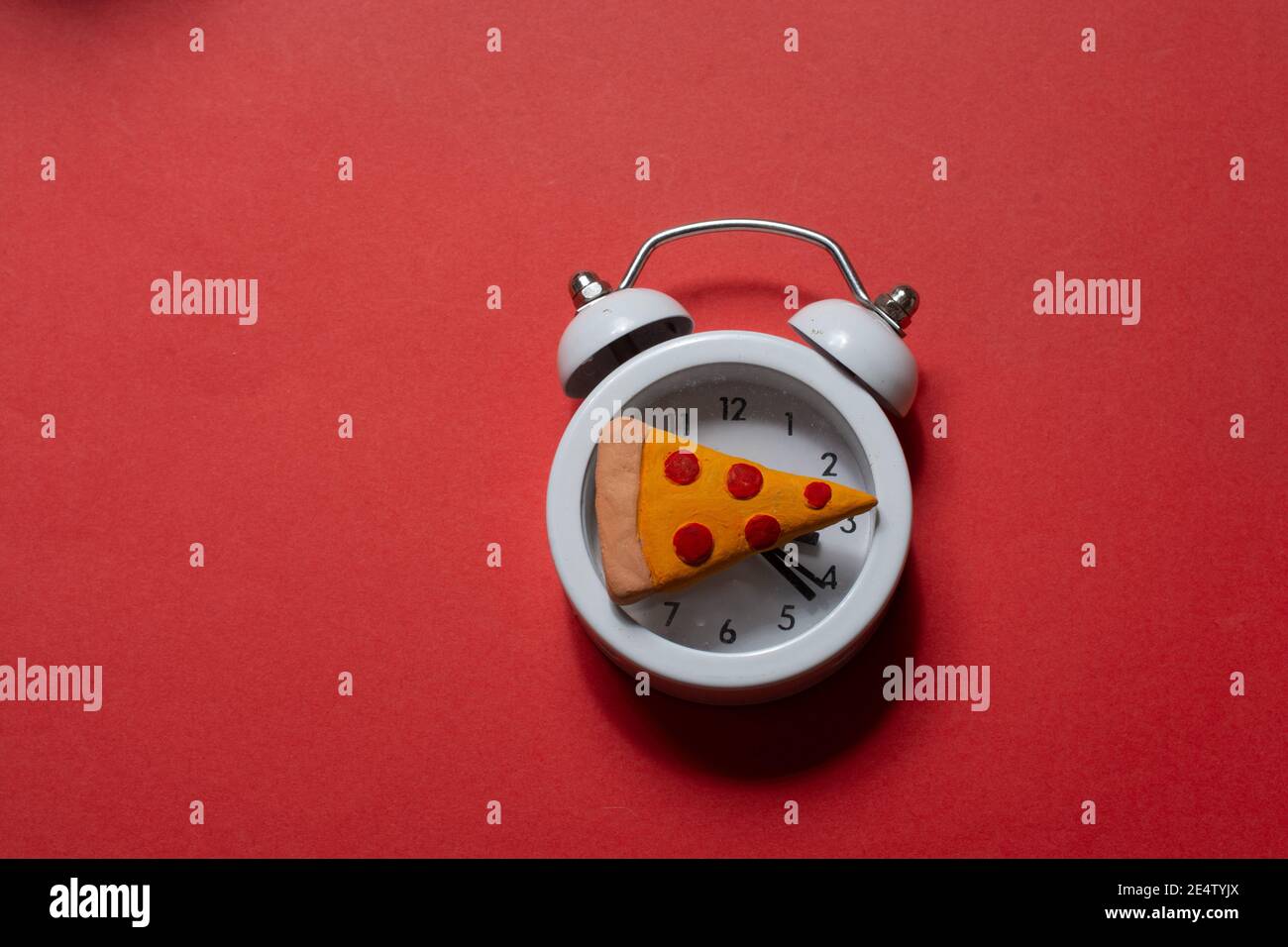 Pizza and alarm clock. Pizza time. Creative design for menu, cafe ...