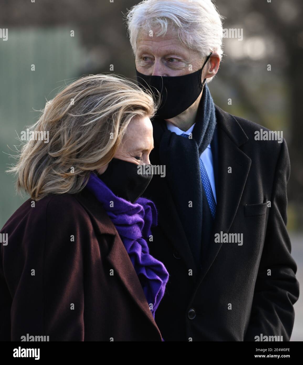 Former Secretary of State Hillary Clinton and her husband, former ...