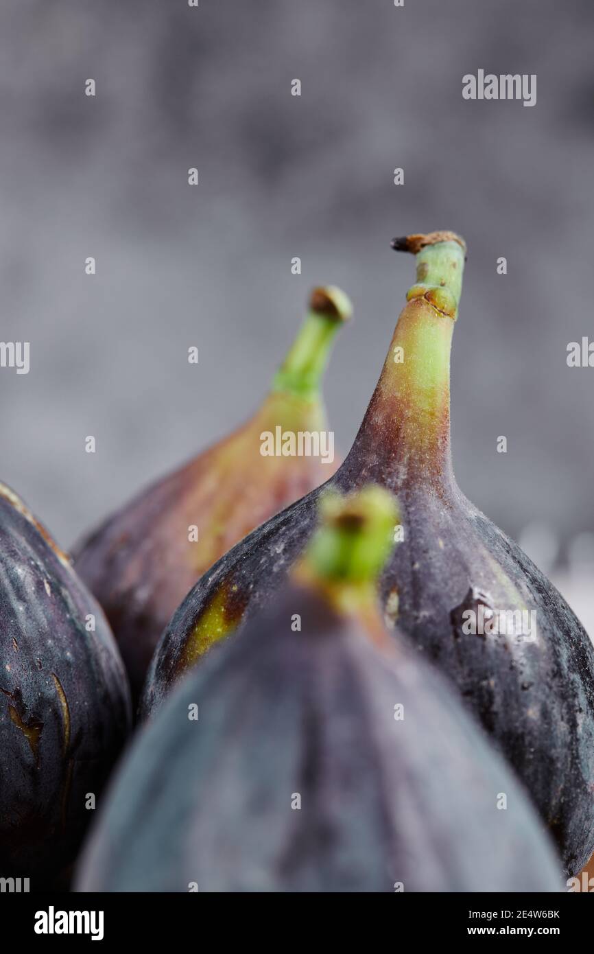 Bunch fresh juicy figs hi-res stock photography and images - Alamy