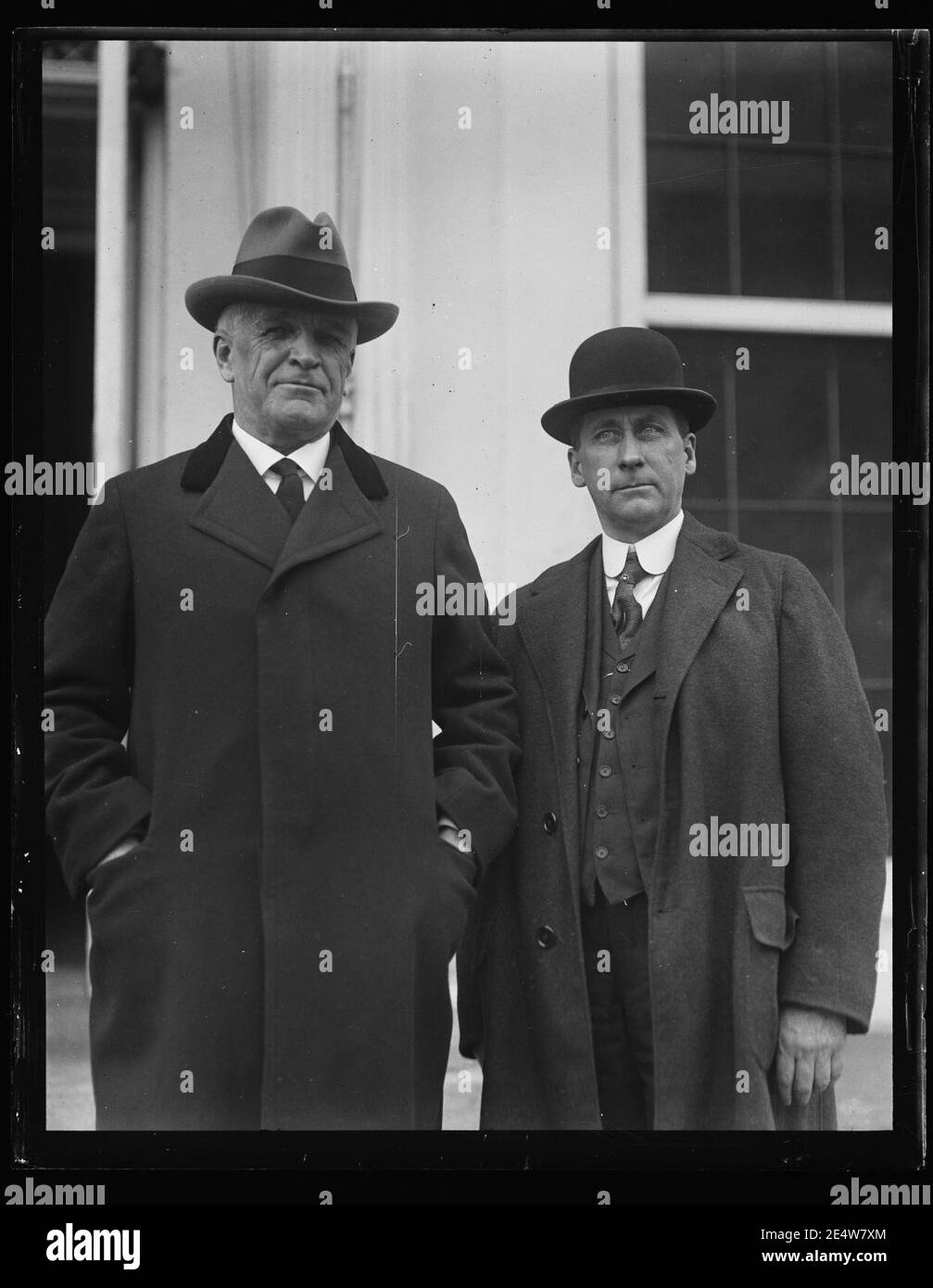 Men at White House, Washington, D.C Stock Photo - Alamy