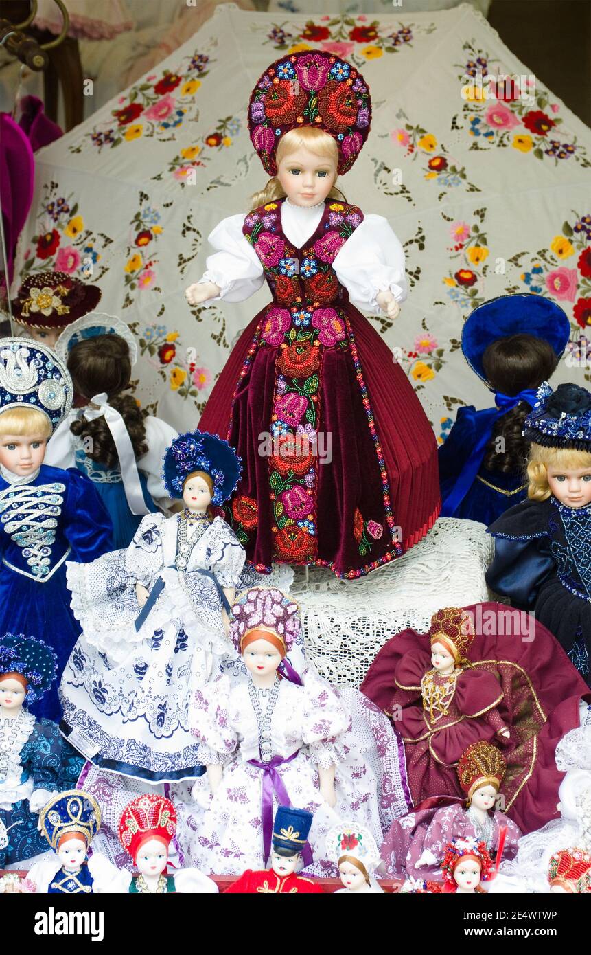 Hungarian folk costume hi-res stock photography and images - Alamy