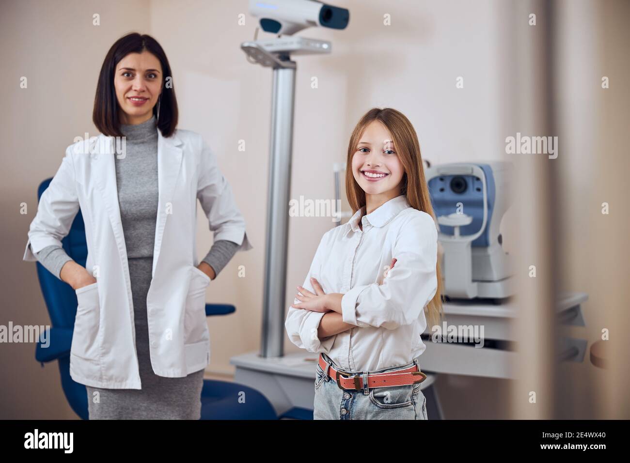 Optometer High Resolution Stock Photography and Images - Alamy