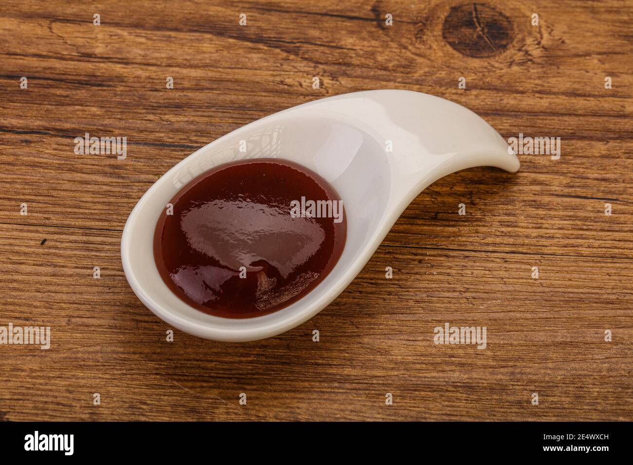 Traditional tomato Barbicue sauce in the bowl Stock Photo - Alamy