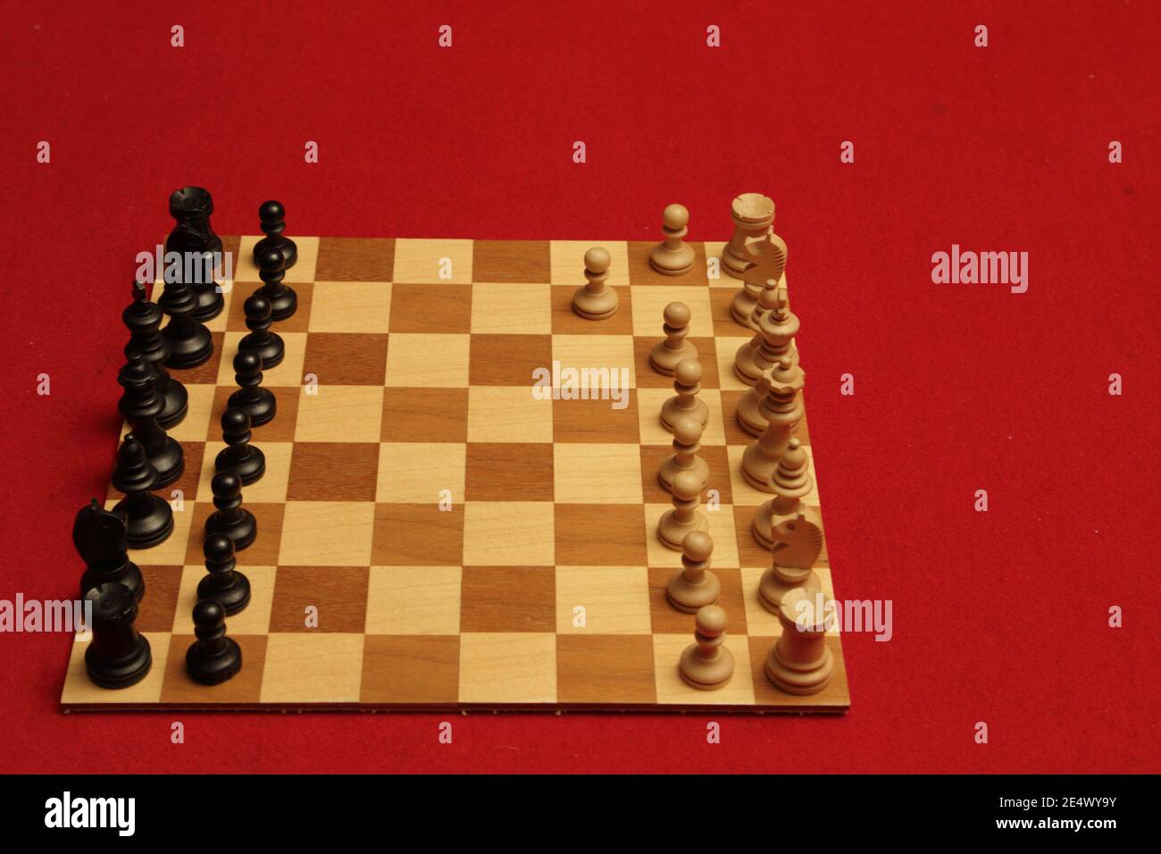 Chess Barnes Opening: 1.f3 also called Gedult's Opening Stock Photo - Alamy