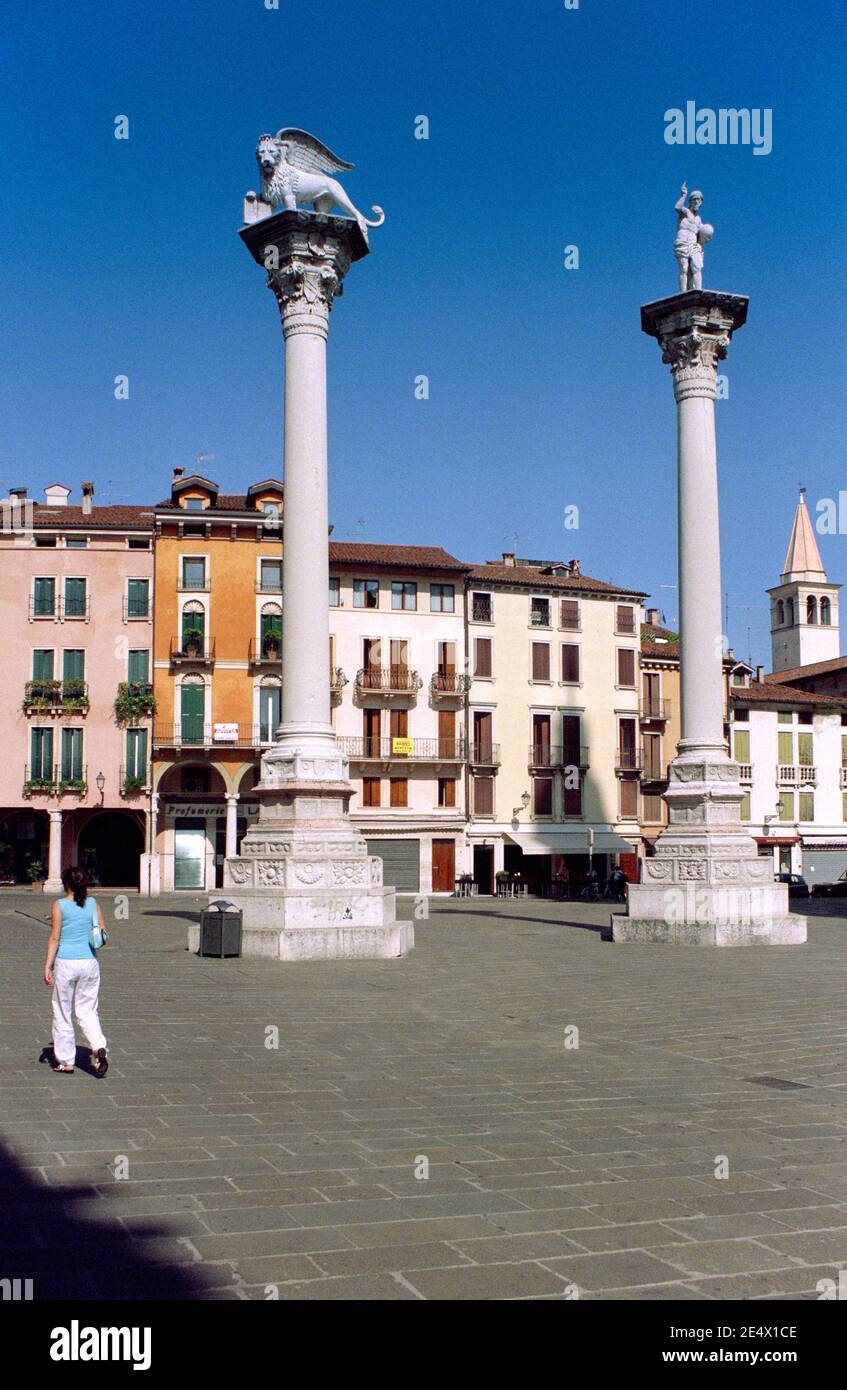Italy, Veneto, Vicenza, Piazza de Signori Square, Columns of the Winged ...