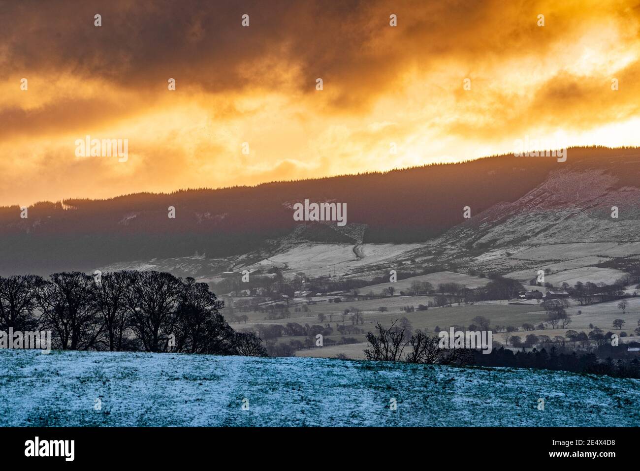 Lancashire winter sun hi-res stock photography and images - Alamy