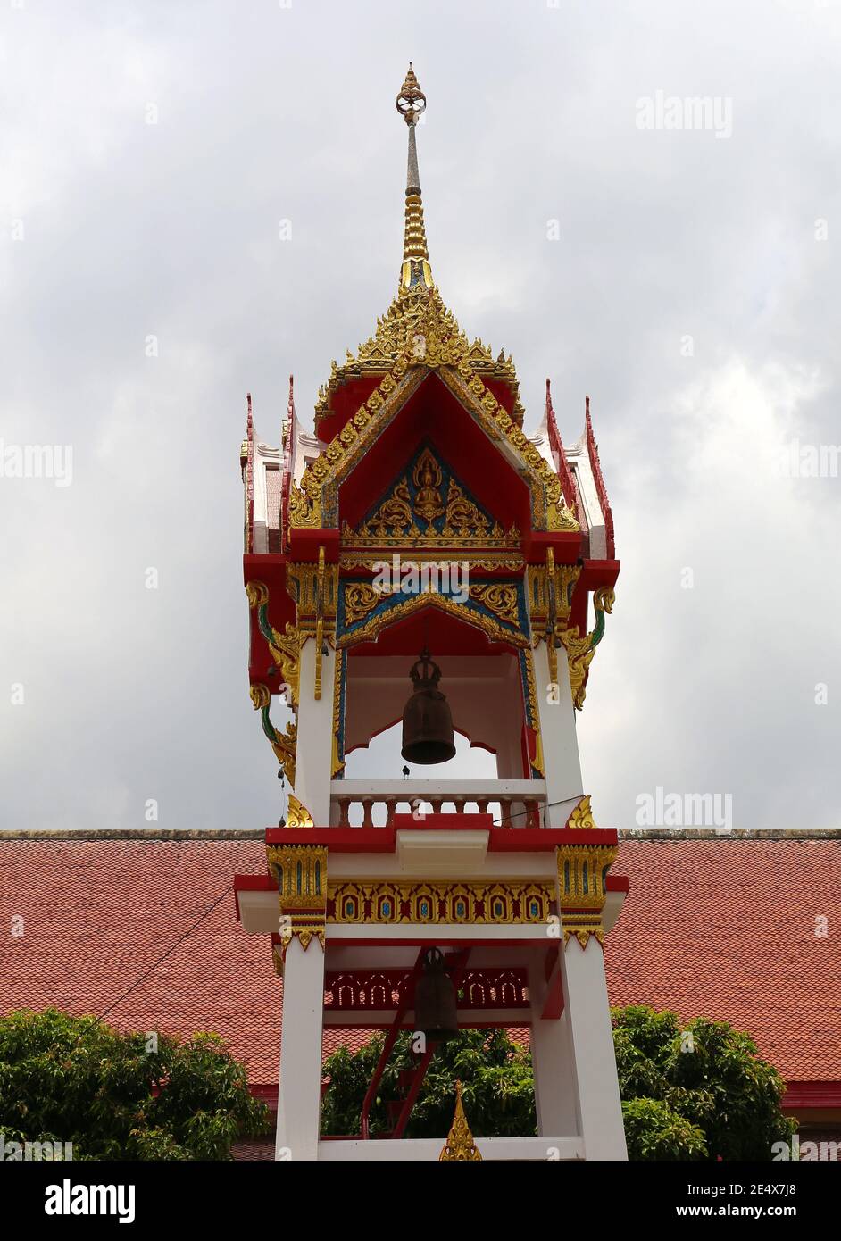 Golden pagoda bell tower hi-res stock photography and images - Alamy