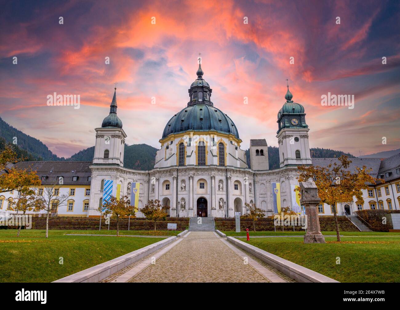 Ettal abbey hi-res stock photography and images - Alamy