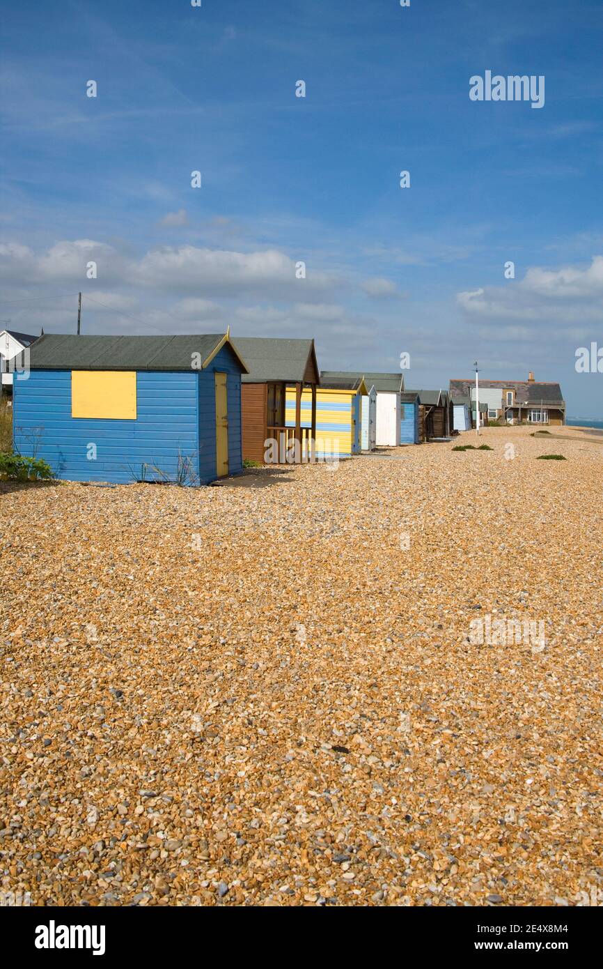 Kingsdown kent beach huts hi-res stock photography and images - Alamy