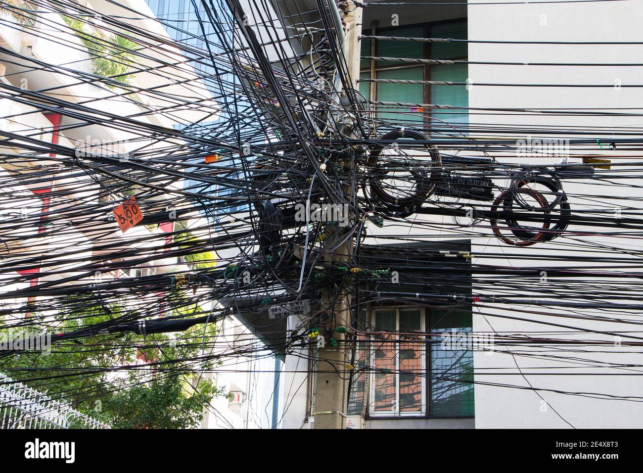 Cable mess on the streets of Bangkok Stock Photo - Alamy
