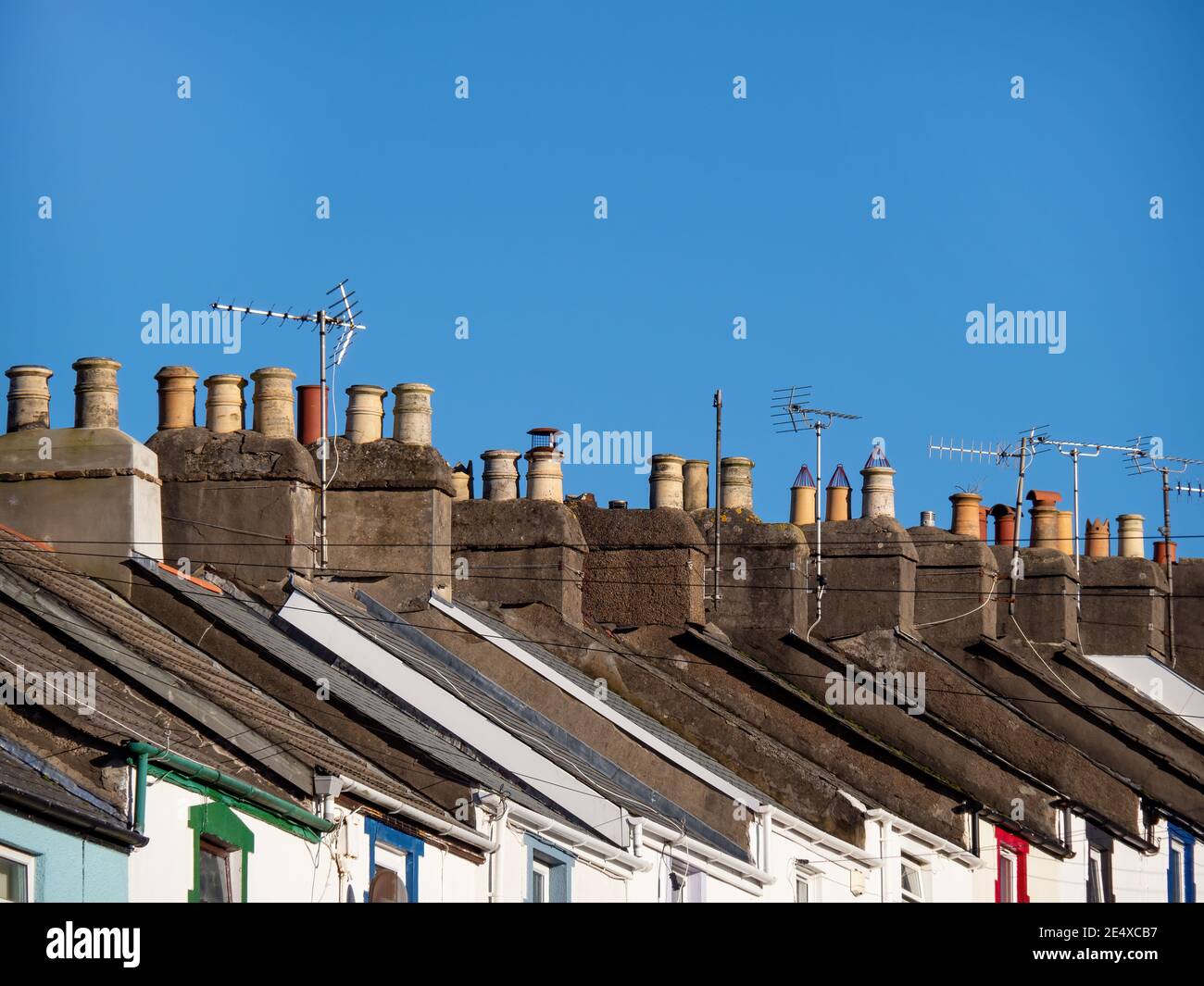 Rooftops uk antenna hi-res stock photography and images - Alamy