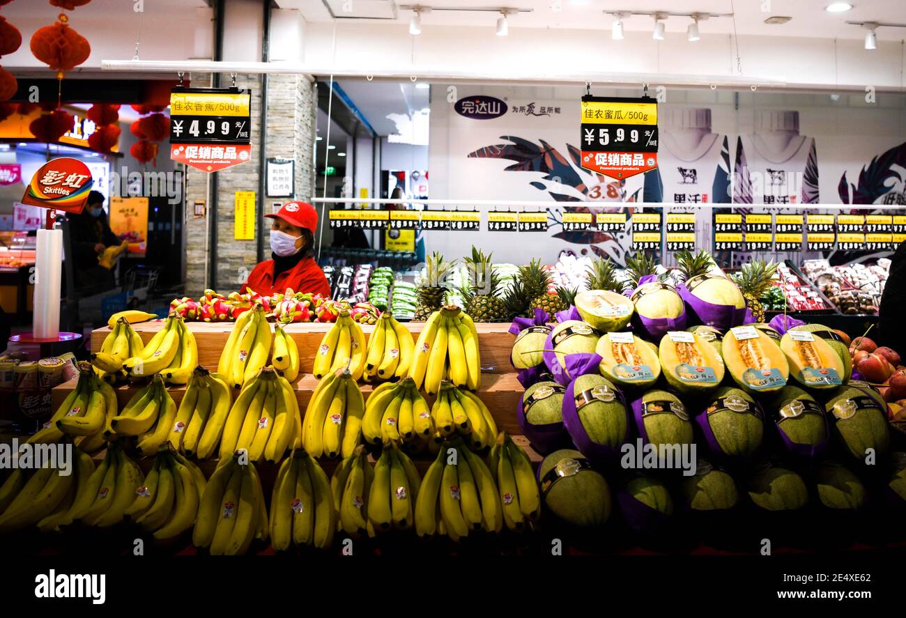 Fruits song hi-res stock photography and images - Alamy