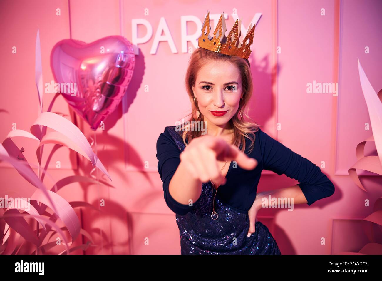 Fake crown hi-res stock photography and images - Alamy