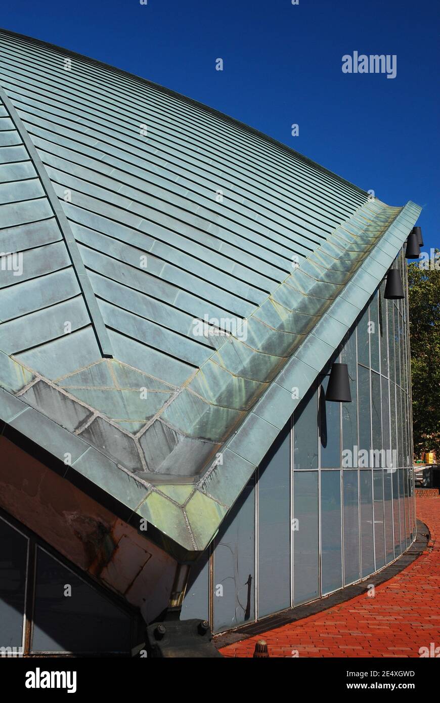 The Kresge Auditorium, designed by Eero Saarinen, stands on the campus ...