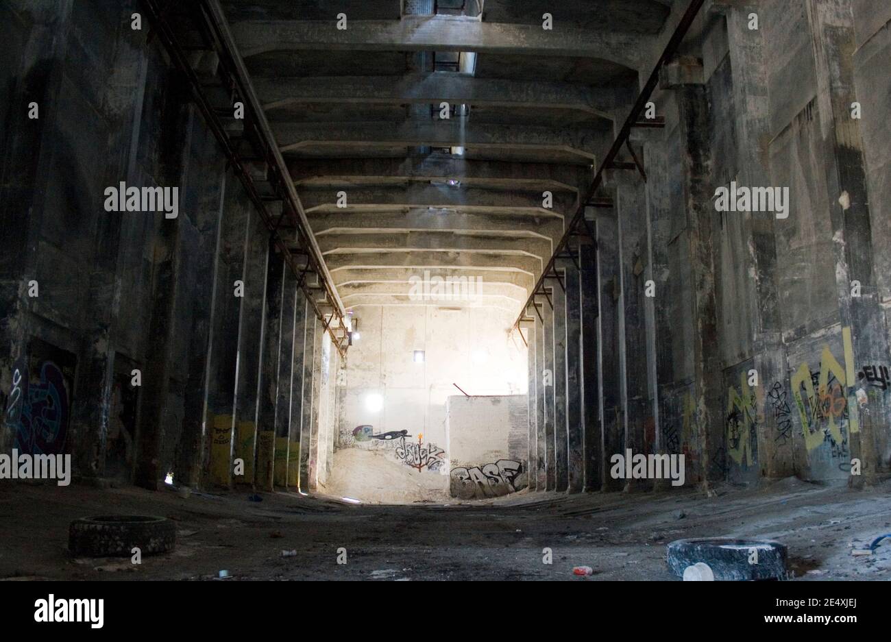 Cement factory abandoned hi-res stock photography and images - Alamy