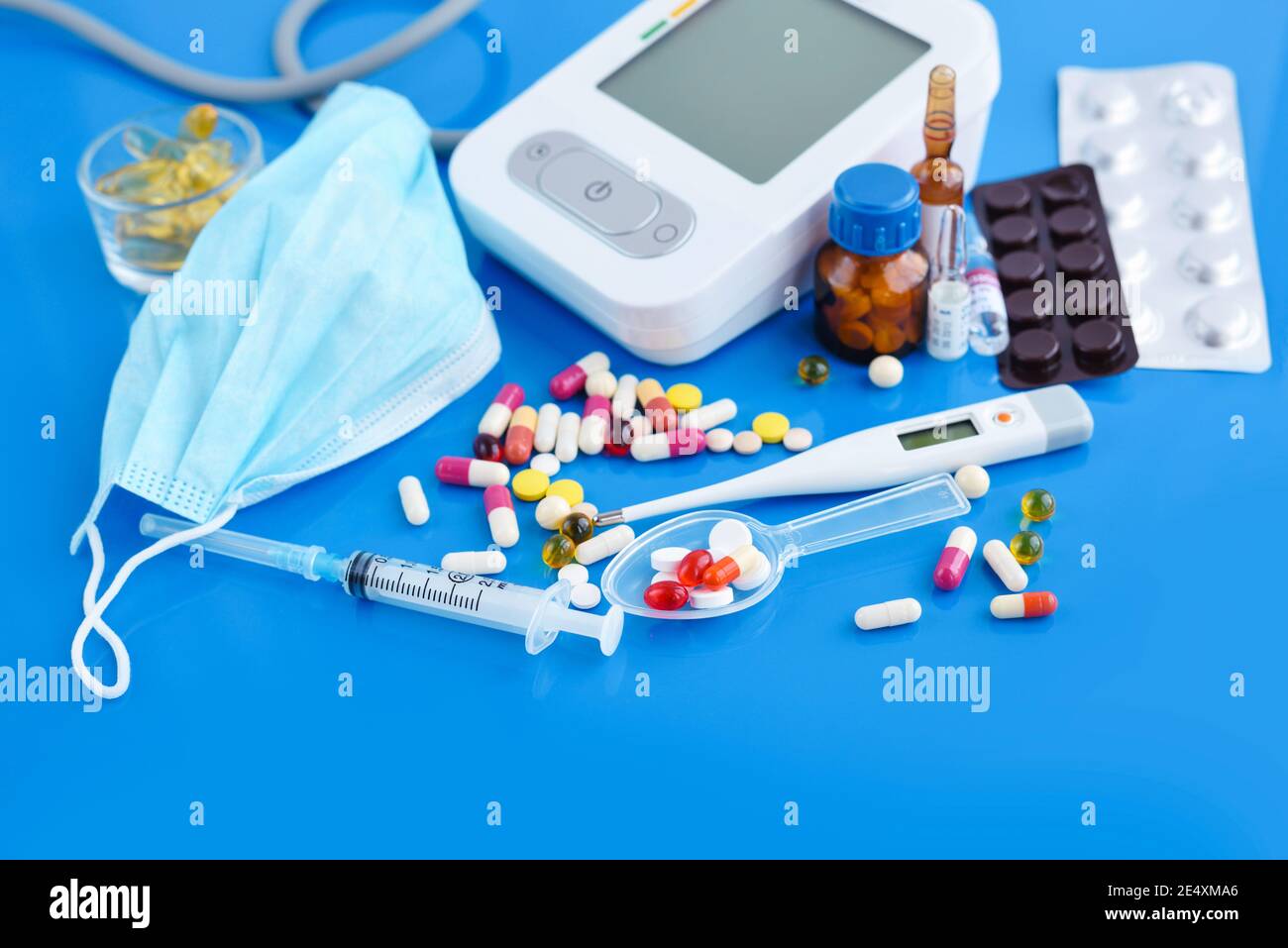 Electronic syringes hi-res stock photography and images - Alamy