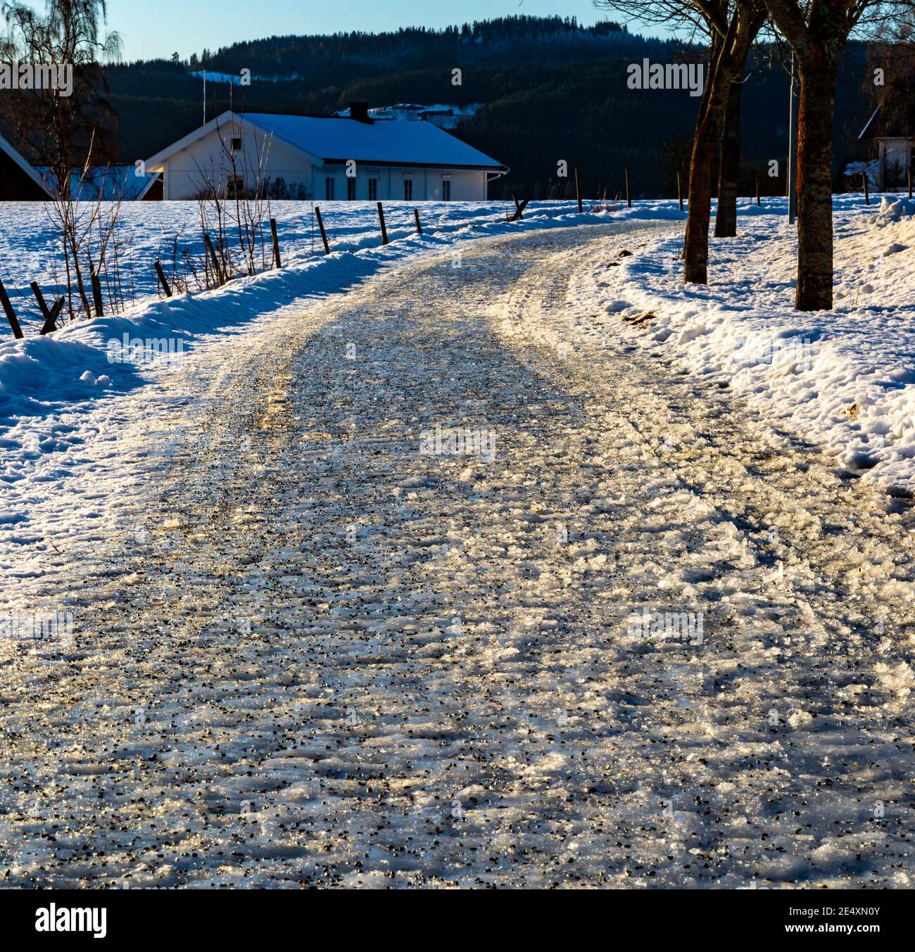 Cold and icy road hi-res stock photography and images - Alamy