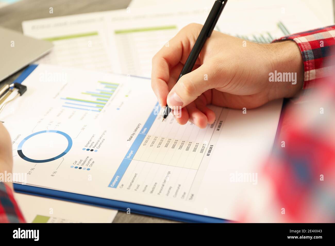 Engaged in corporate financial hi-res stock photography and images - Alamy
