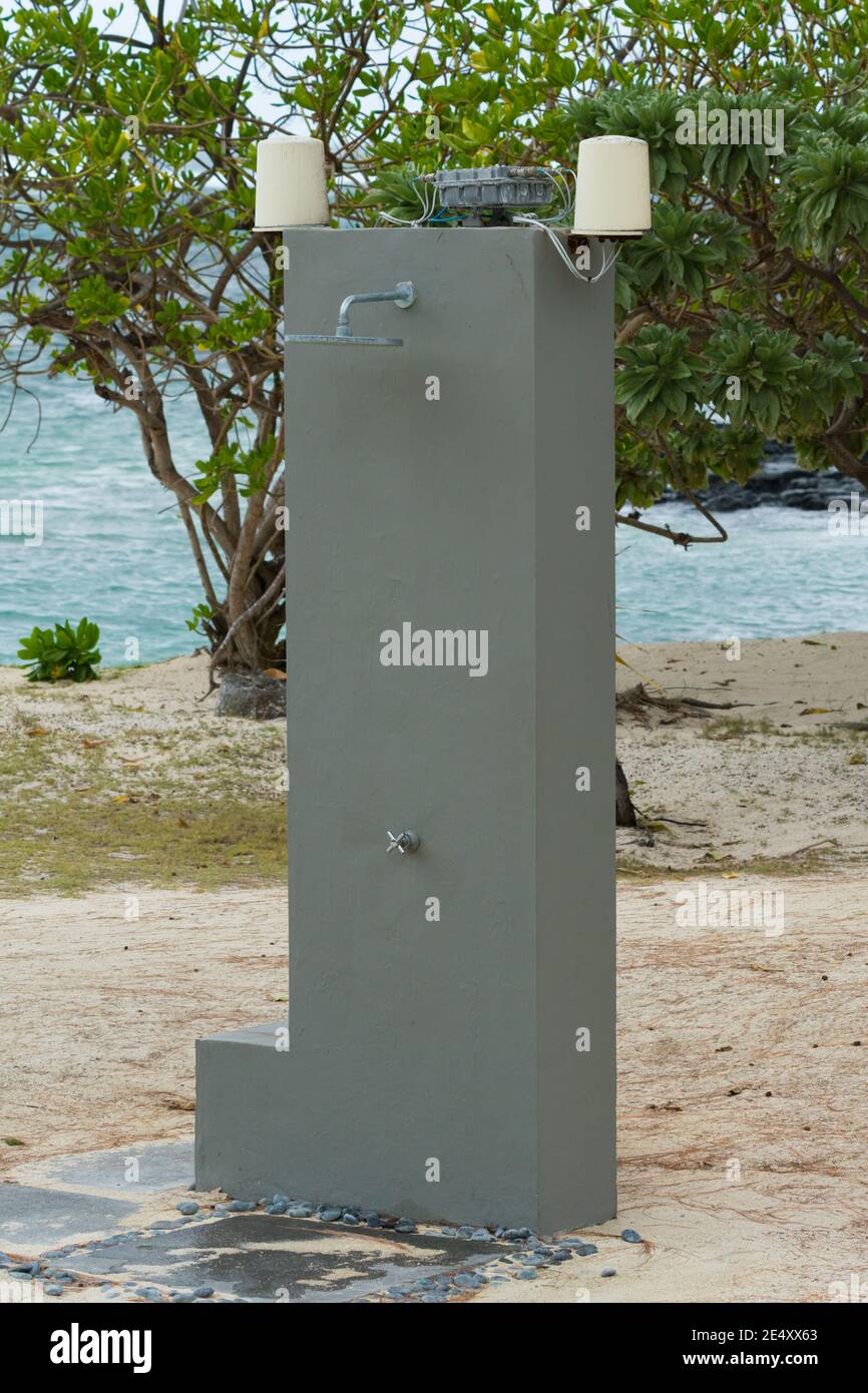 Beach shower hi-res stock photography and images - Alamy
