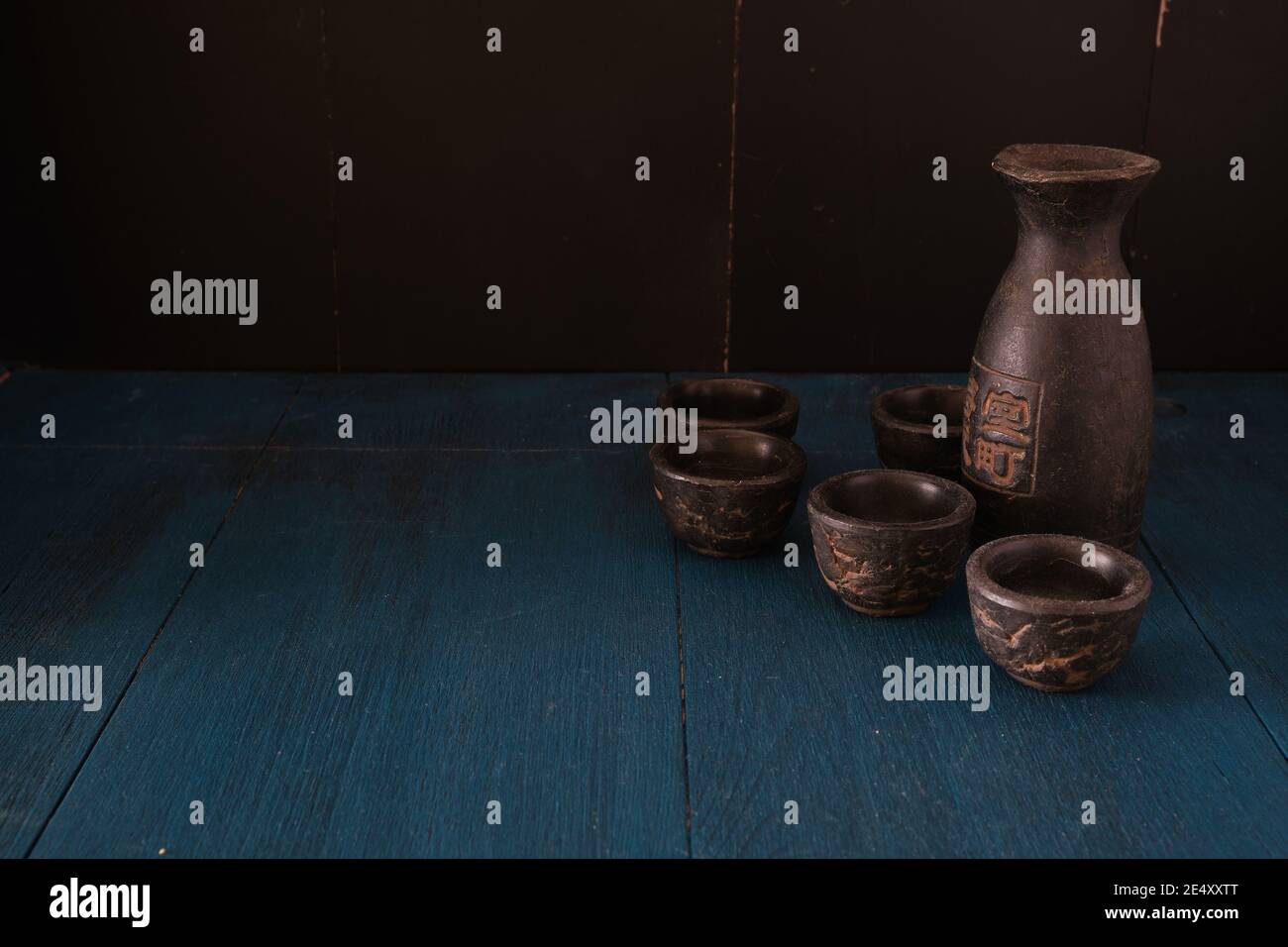 Chinese wood furniture hi-res stock photography and images - Alamy