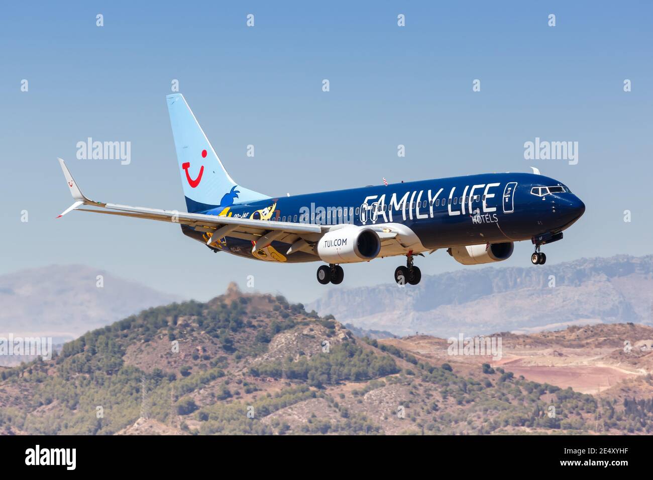 Tui livery hi-res stock photography and images - Alamy