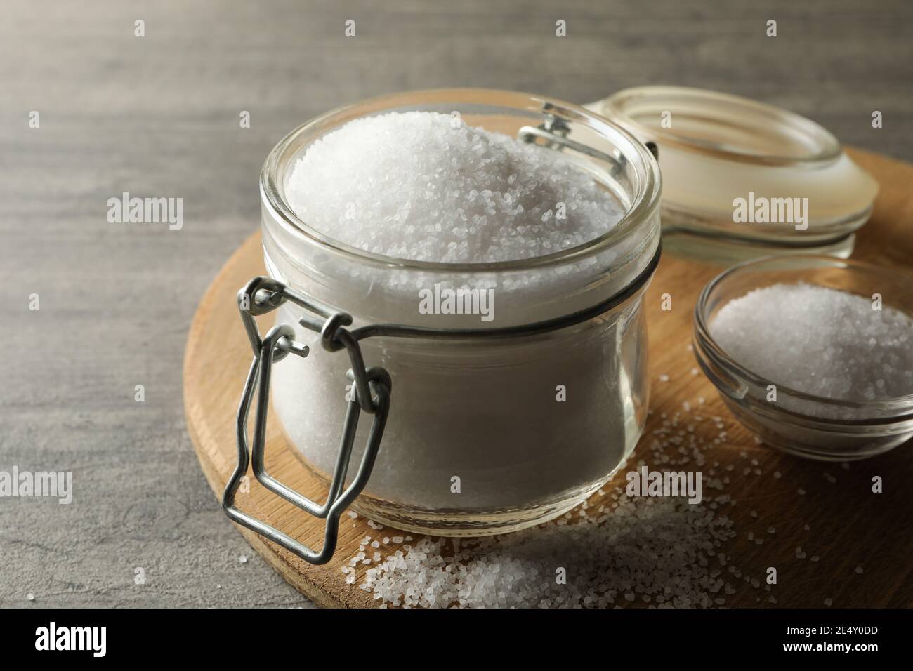Board glass bowl jar hi-res stock photography and images - Alamy
