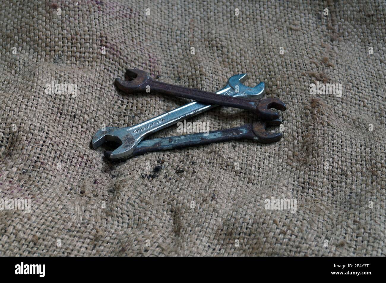 Set of old rusted spanners Stock Photo - Alamy