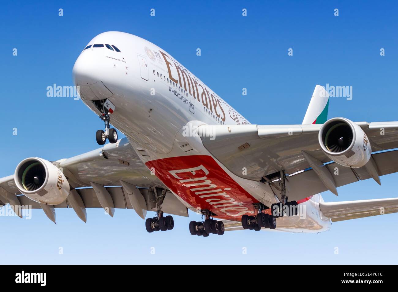 Airbus a380 heathrow hi-res stock photography and images - Alamy