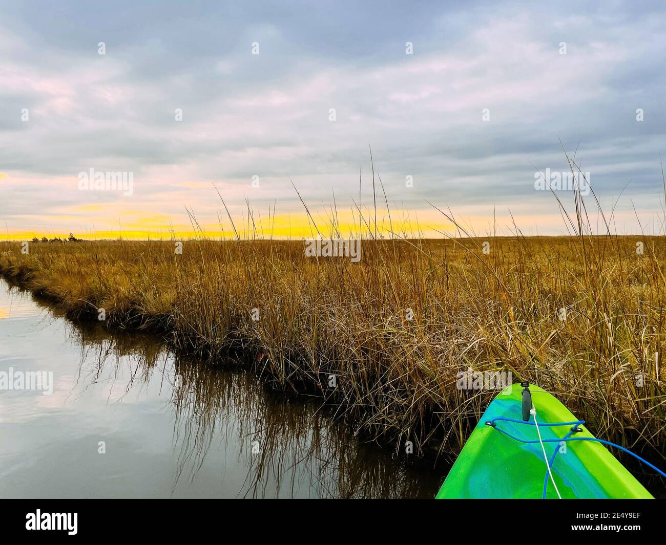 Kayak falling hi-res stock photography and images - Alamy