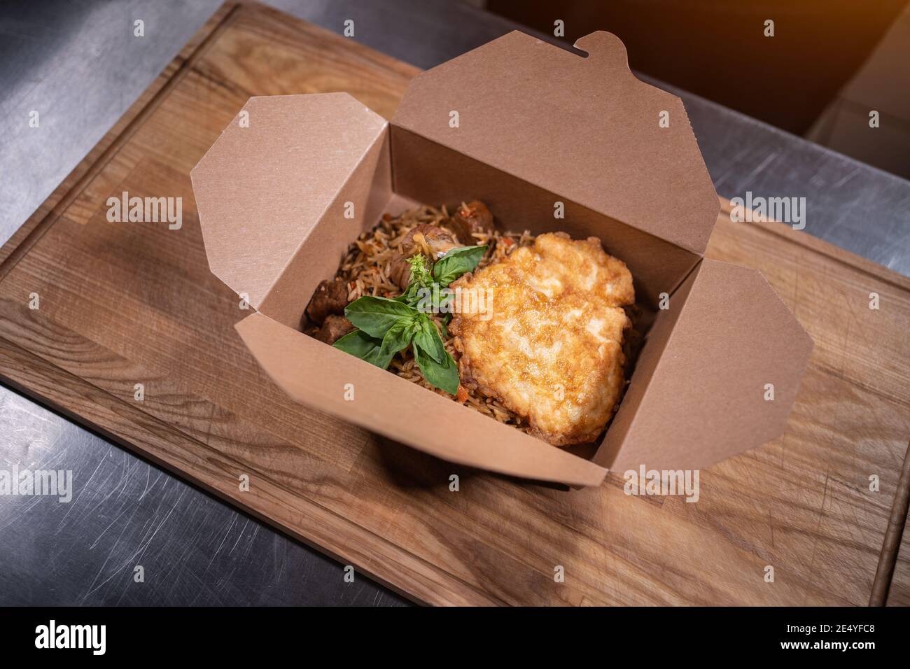 closeup of food in cardboard container for delivery Stock Photo - Alamy