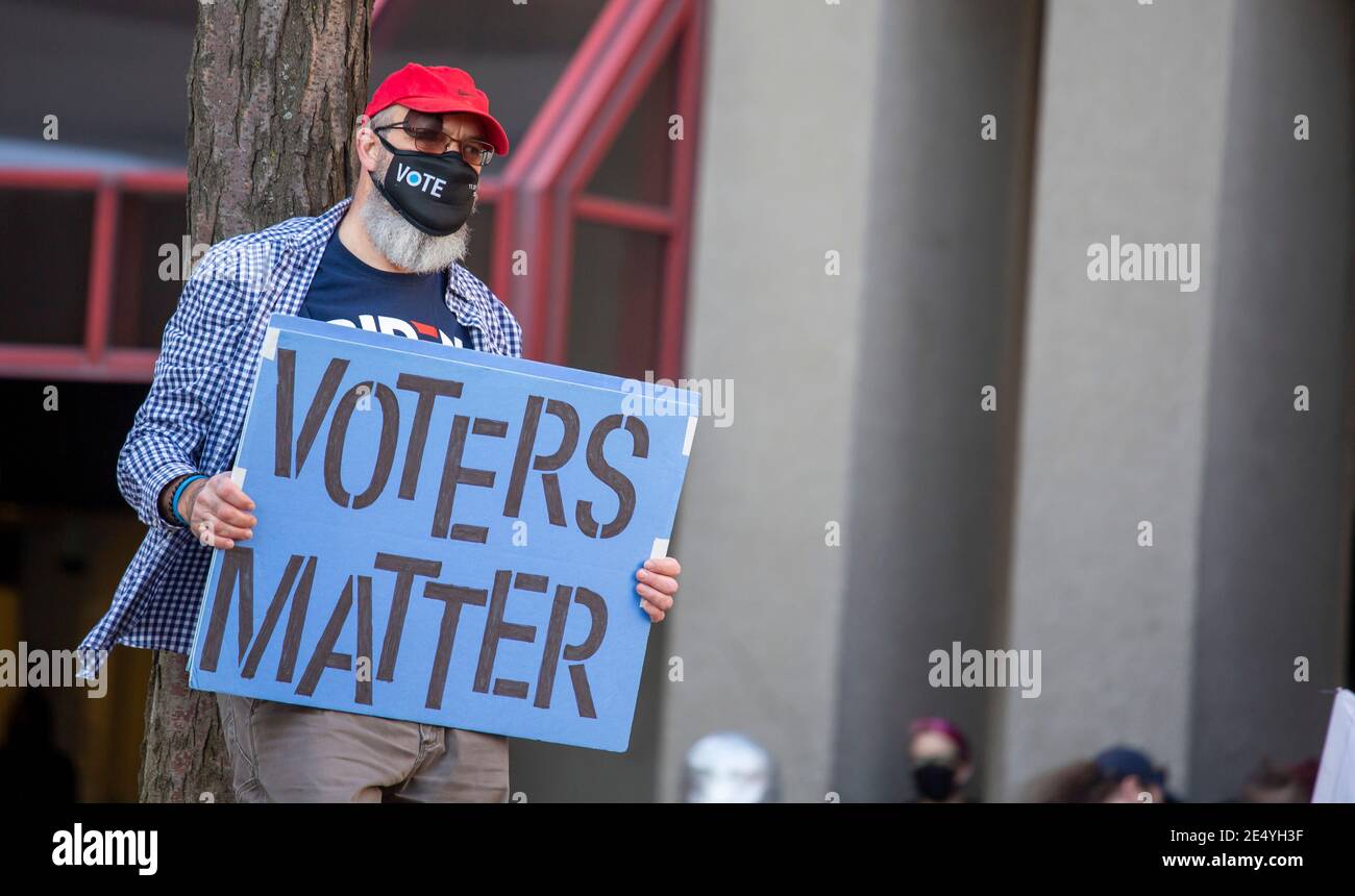 Joe biden rally hi-res stock photography and images - Alamy