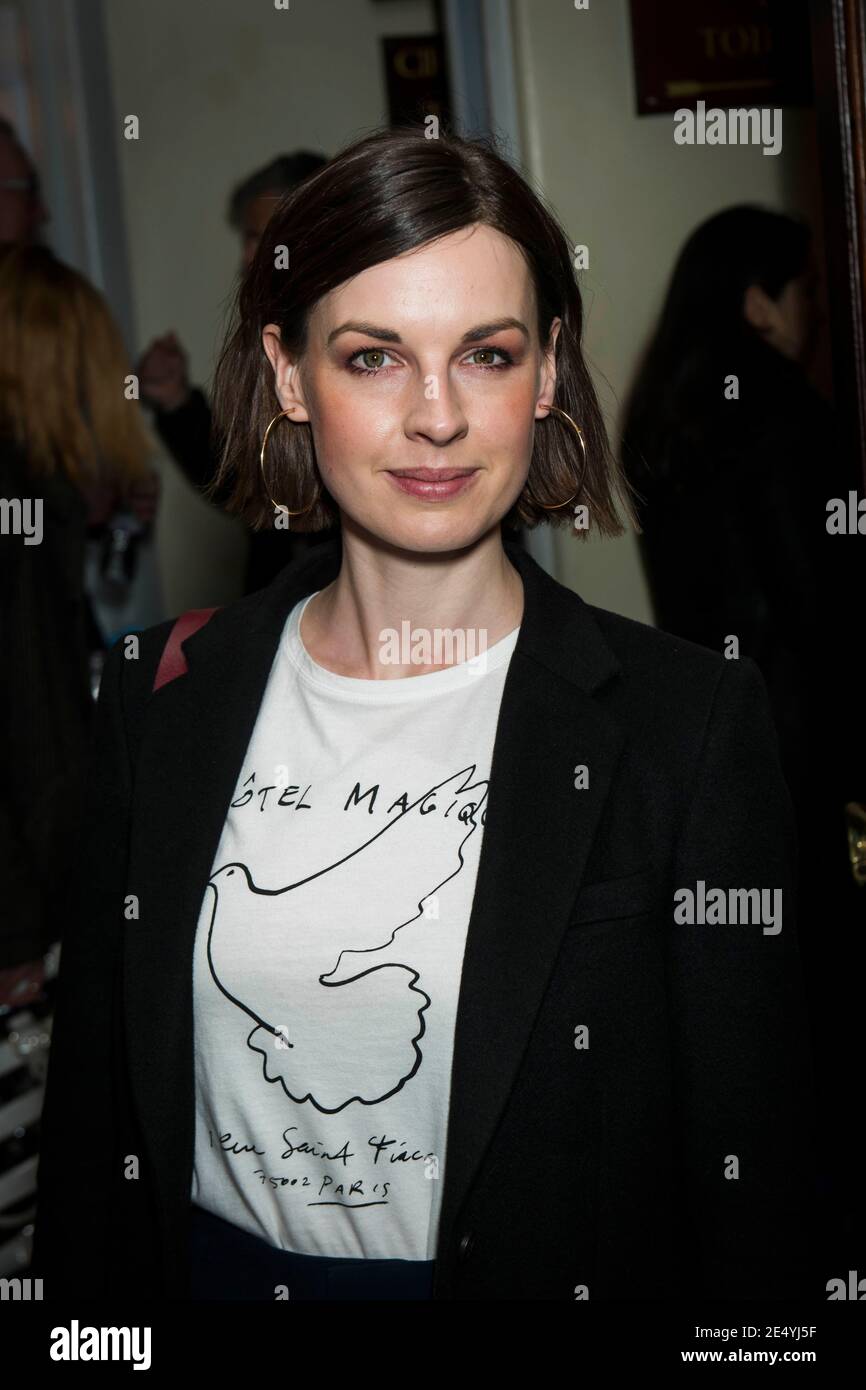 Jessica raine hi-res stock photography and images - Alamy