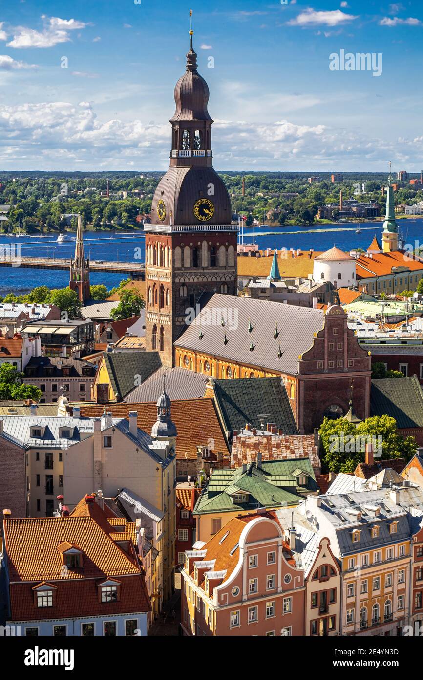 Vertical Town High Resolution Stock Photography and Images - Alamy