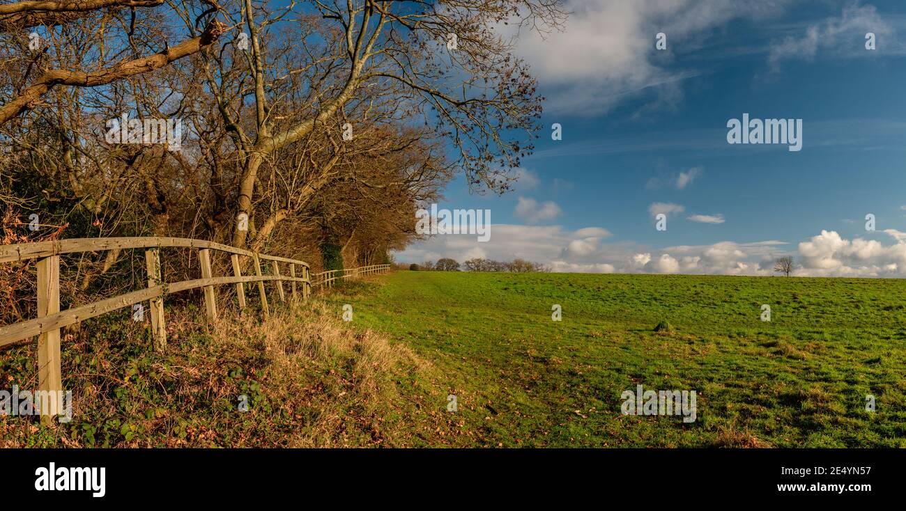 Sunny winter landscape england hi-res stock photography and images - Alamy