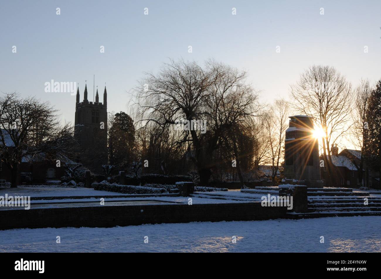 Bourne, Lincolnshire, UK. 25th Jan, 2021. Stunning sunrise in the ...