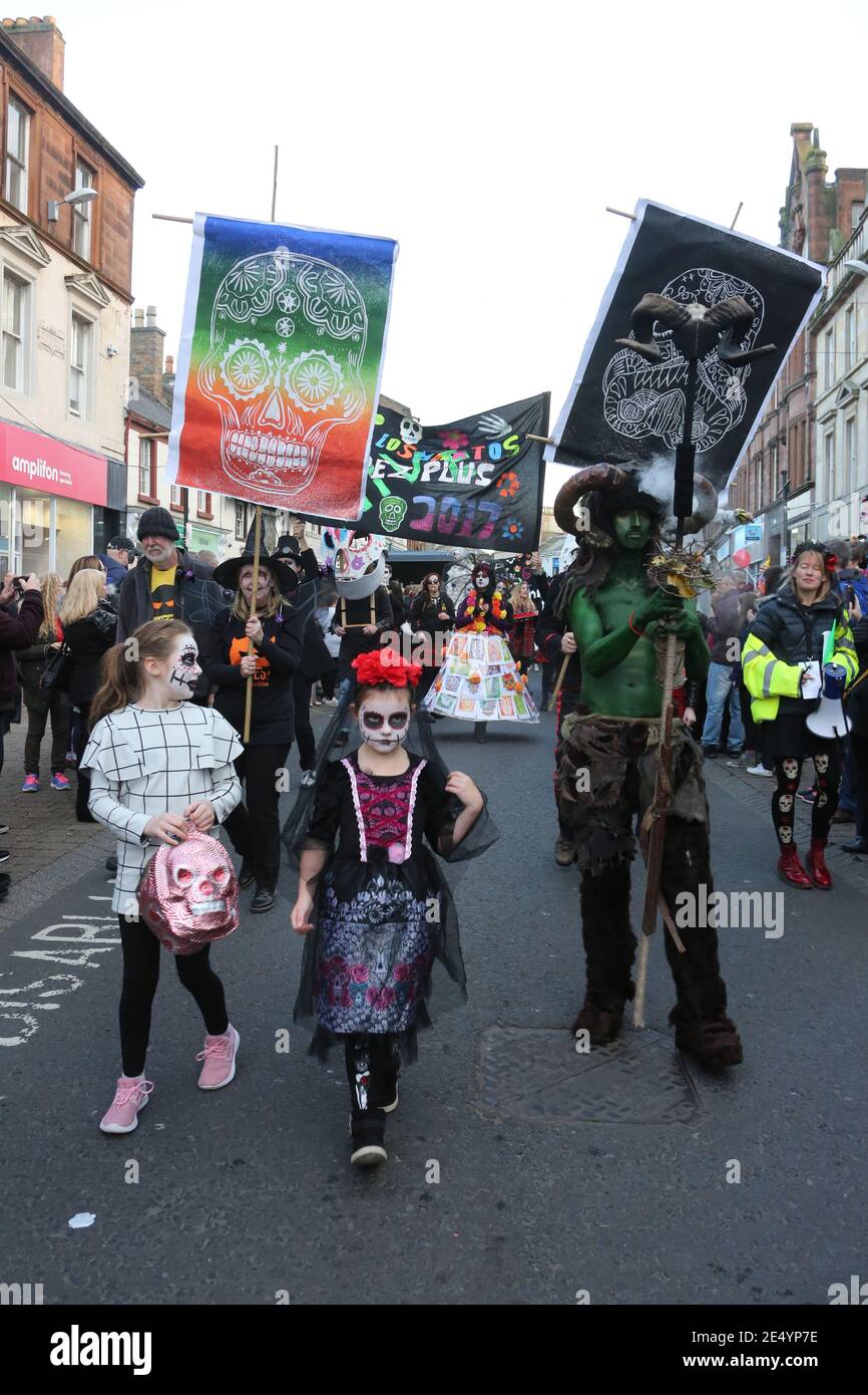 Scottish parade banners hi-res stock photography and images - Alamy