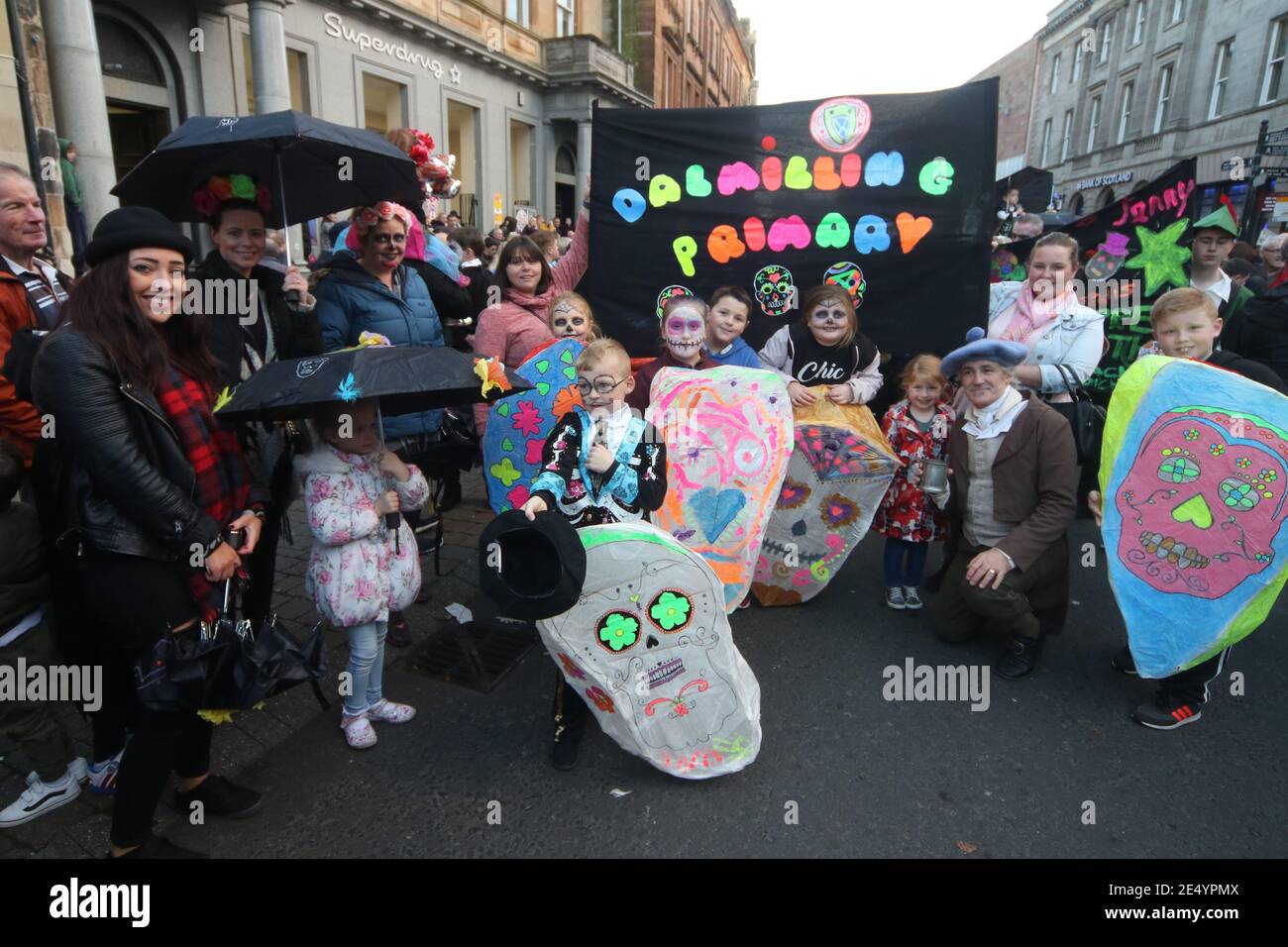Scottish parade banners hi-res stock photography and images - Alamy