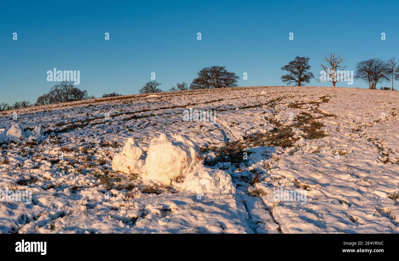 Beautiful snow england hi-res stock photography and images - Alamy