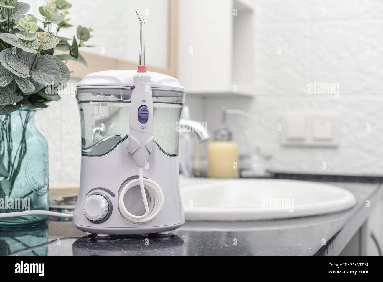 Oral irrigator hi-res stock photography and images - Alamy