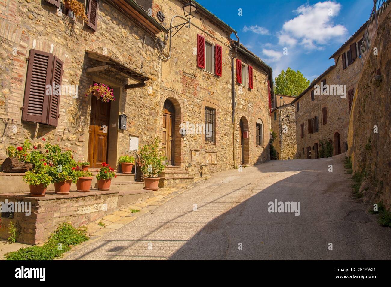 Historic residential buildings in the medieval village of San Lorenzo a ...
