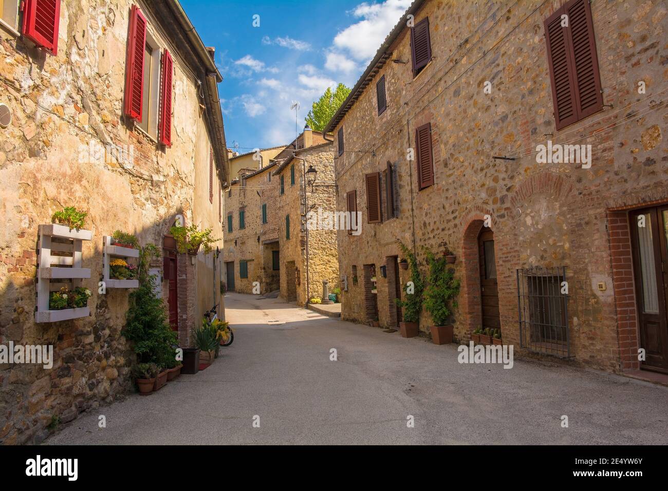 Historic residential buildings in the medieval village of San Lorenzo a ...